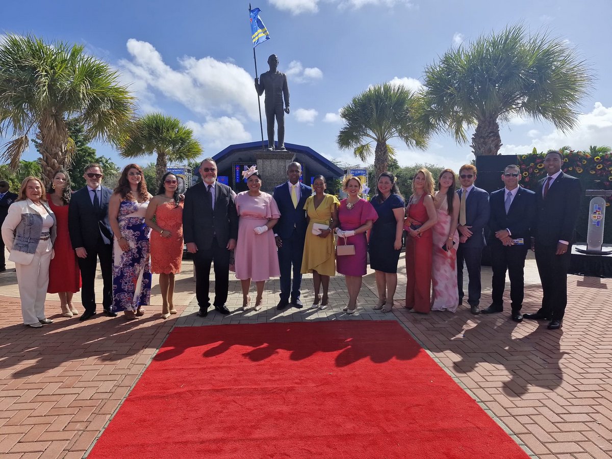 Openbaar Lichaam Bonaire: De Gezaghebber en zijn echtgenote hebben ...